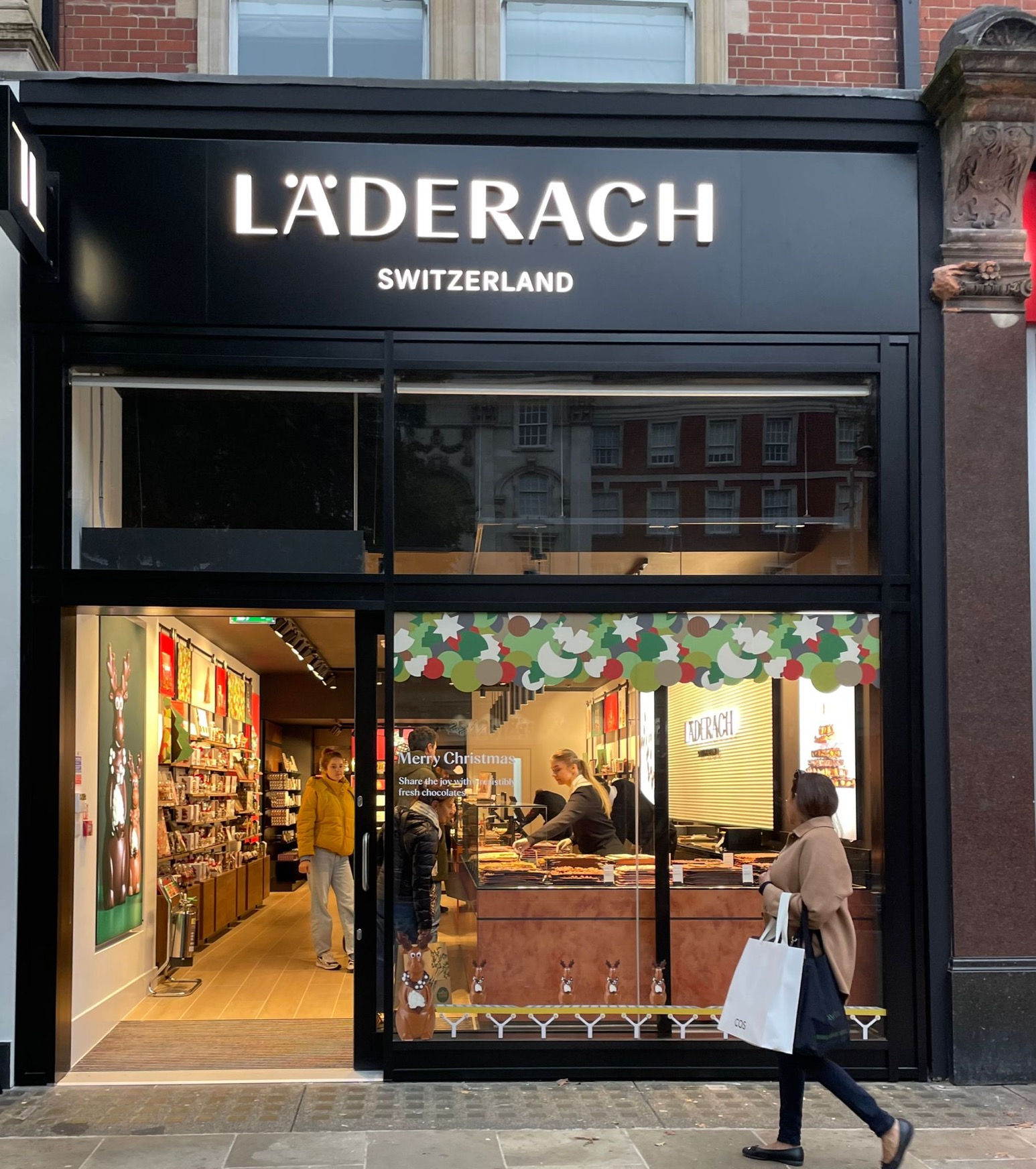 Läderach Chocolatier Suisse opens 200th Chocolaterie | News | SWEETS ...